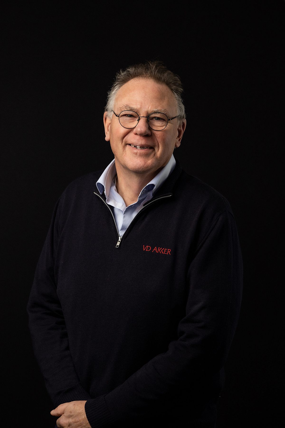 Over VD AKKER